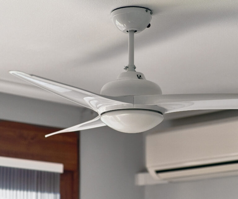 What is the Best Number of Ceiling Fan Blades? - swankyden.com