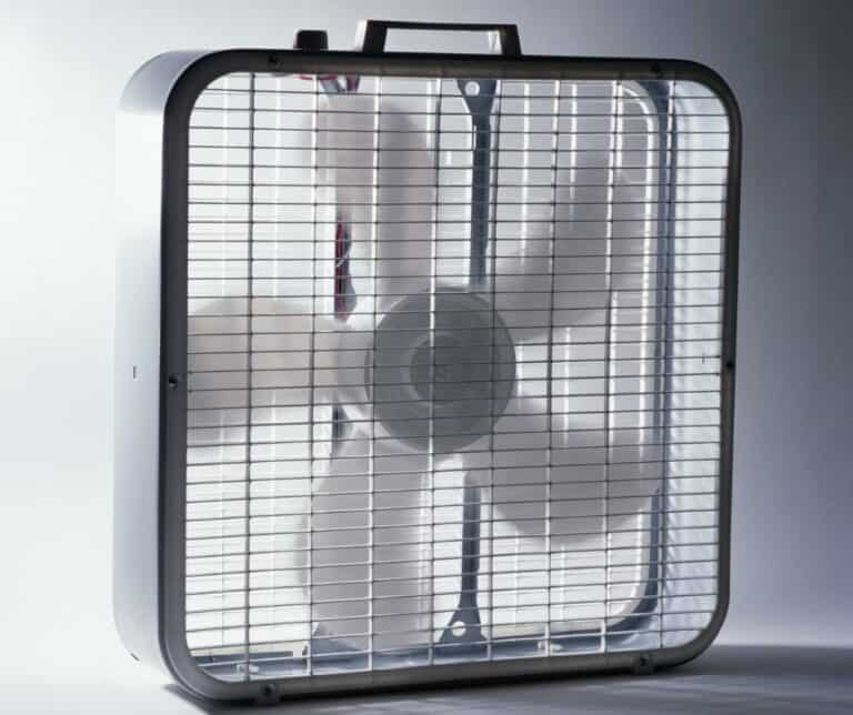 5 Best Box Fans That Move Air in 2022 - swankyden.com